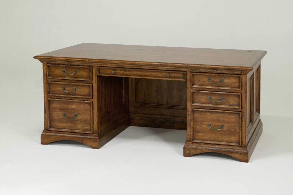 3510 EXECUTIVE DESK WITH ARCHED PLINTH BASE - Bausman