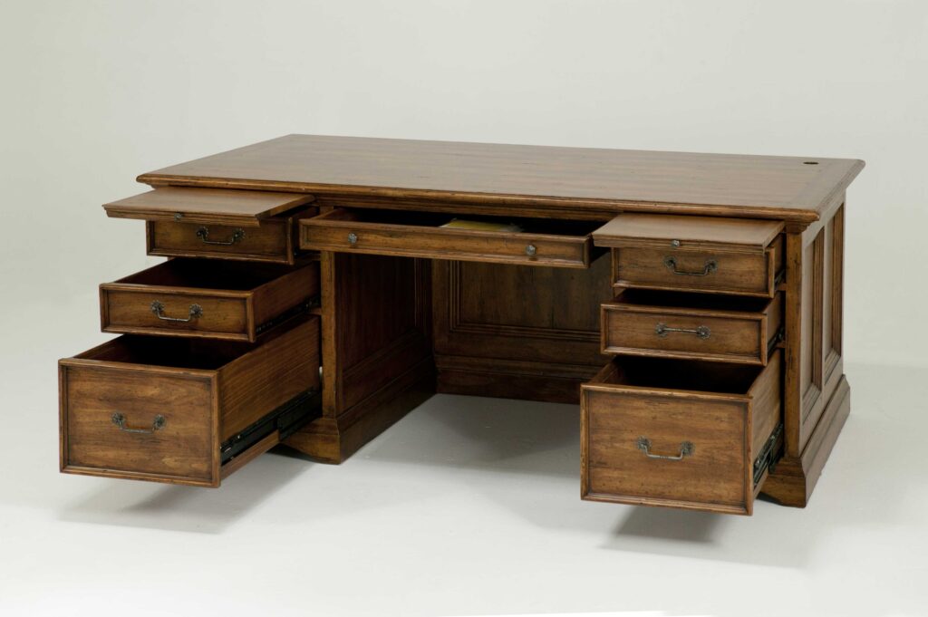 3510 EXECUTIVE DESK WITH ARCHED PLINTH BASE - Bausman